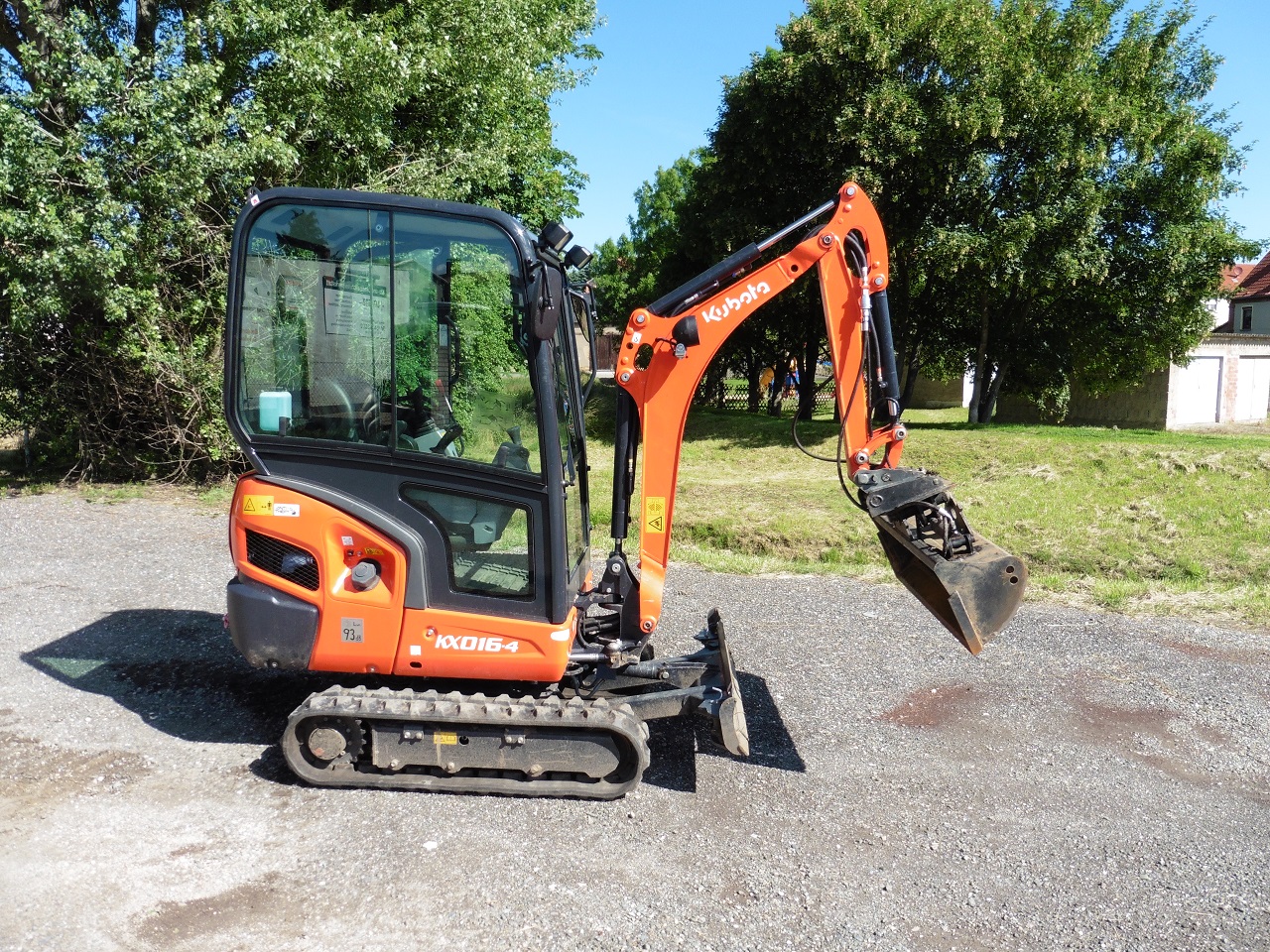 Minibagger 1,6 t, Minibagger - 2162400621 mieten | Erento.com