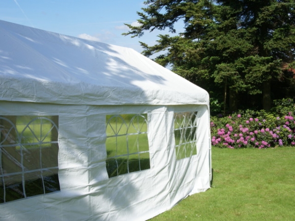 Partyzelt - 6 x 12 Meter - Eventequipment mieten bei Dreamcatcher ...