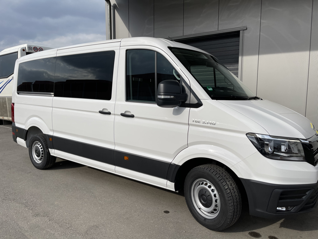9-Sitzer div. Modelle Bsp. Mercedes Sprinter , MAN, 9-Sitzer ...