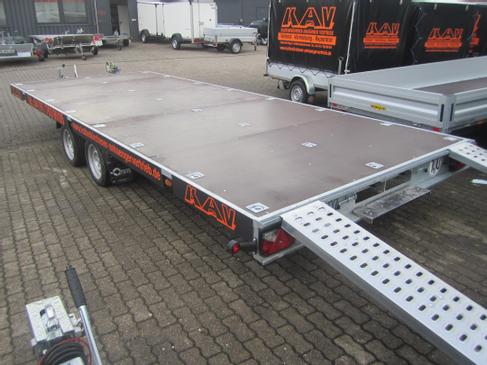 Universal Trailer 6,00 x2,40 m mit Rampen und Winde 3500 KG PKW Trailer ...